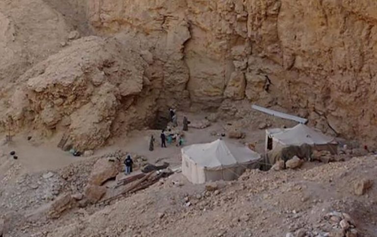 Mısır'da Önemli Bir Kraliyet Mezarı Bulundu - Arkeofili