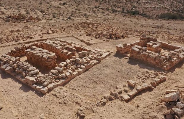 Necef Çölü’nde 2.500 Yıllık Gizemli İskeletler Bulundu - Arkeofili