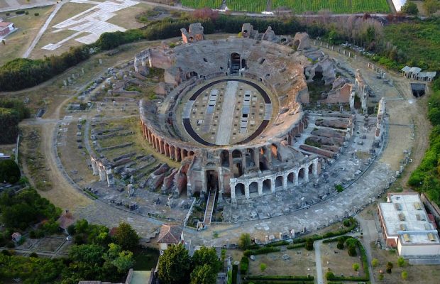 Capua Amfitiyatrosu - Arkeofili