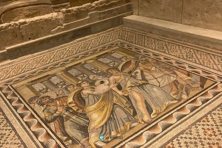 Zeugma Antik Kenti'nde Bulunan Akhilleus Mozaiği - Arkeofili